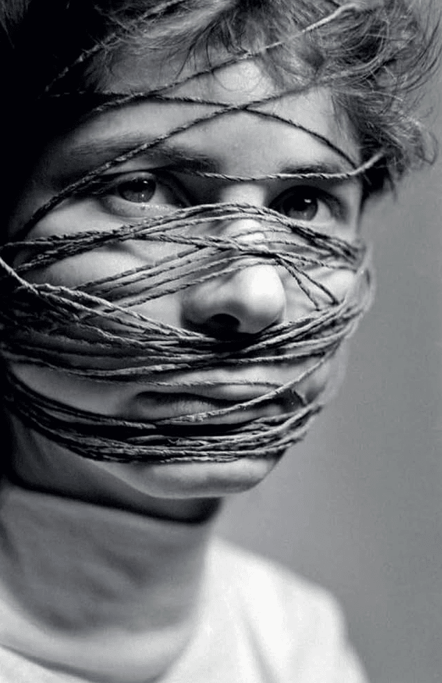 Zdzisław Beksiński - Anguish and Decay - Horror d'Elite